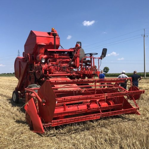 Vistula - legendarny kombajn z Płocka - Aktualności Rolnicze | Agroprofil